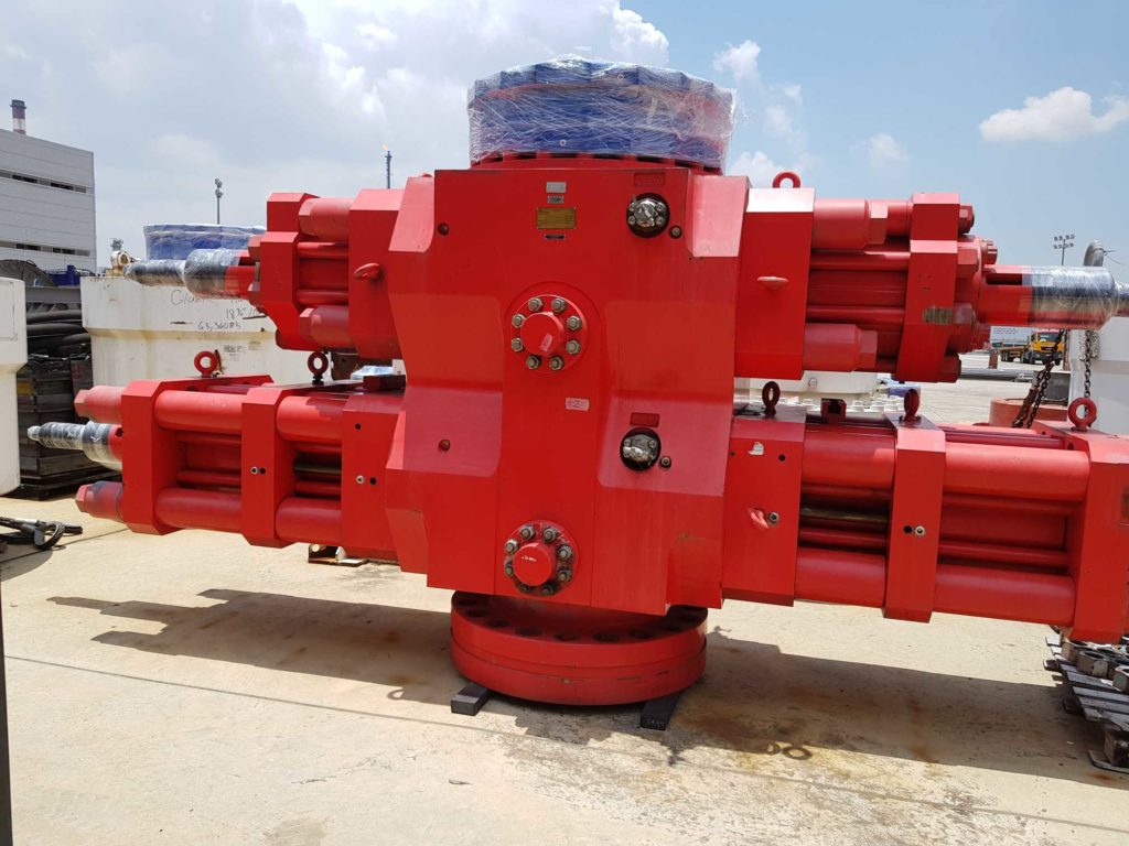 18-15M TL DOUBLE BOP W/ TANDEM BOOSTER ON LOWER CAVITY - Maps Offshore ...