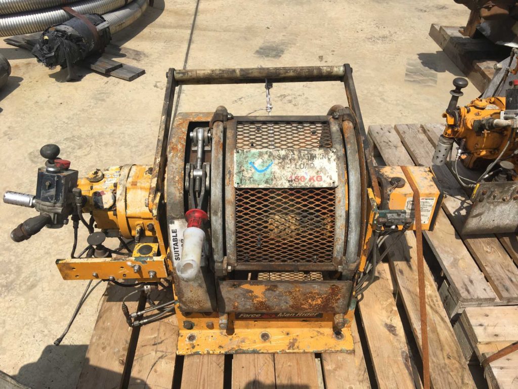 IR MAN RIDING WINCH, 150 KGS - Maps Offshore Services