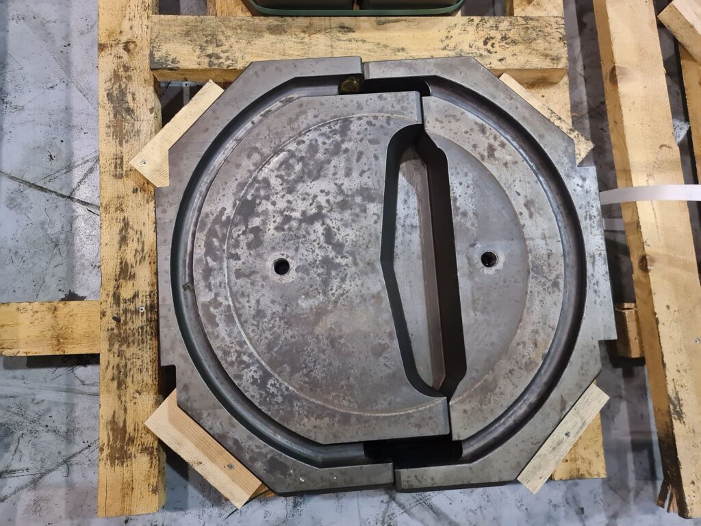 CVX-W RAM BLOCK 18-3/4" 15K NOV NXT BOP - Maps Offshore Services