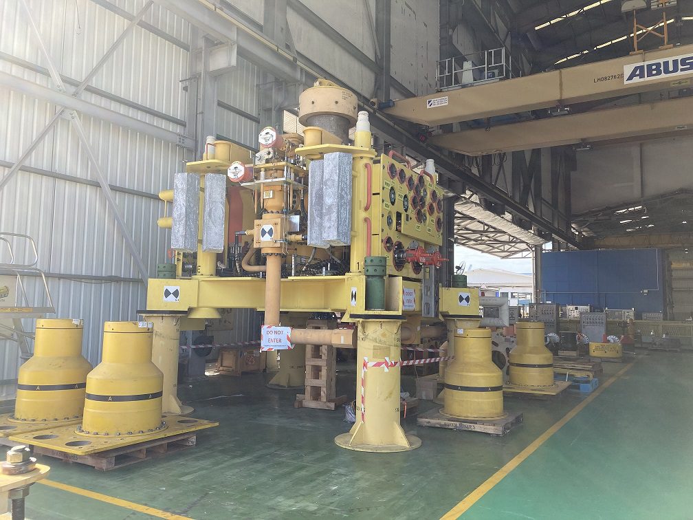 Rig Equipment > HT-2 18-3/4 Horizontal 5” x 2” XT. - Maps Offshore Services