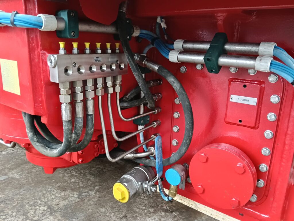 Rig Equipment > 37-1/2" RTSS ROTARY TABLE - Maps Offshore Services